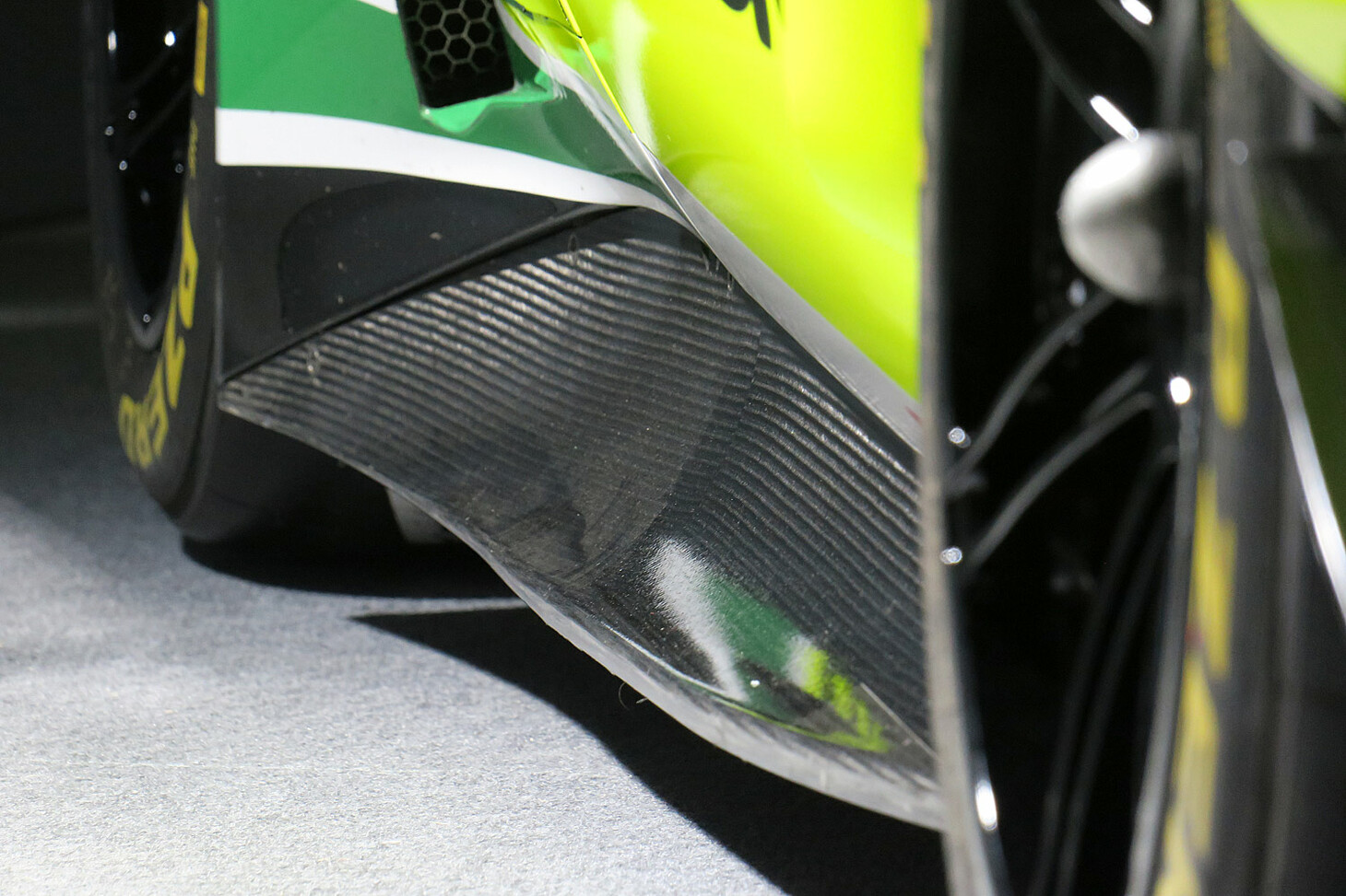 フェラーリ296GT3 内装・外装など30枚 【画像・写真】 - webCG