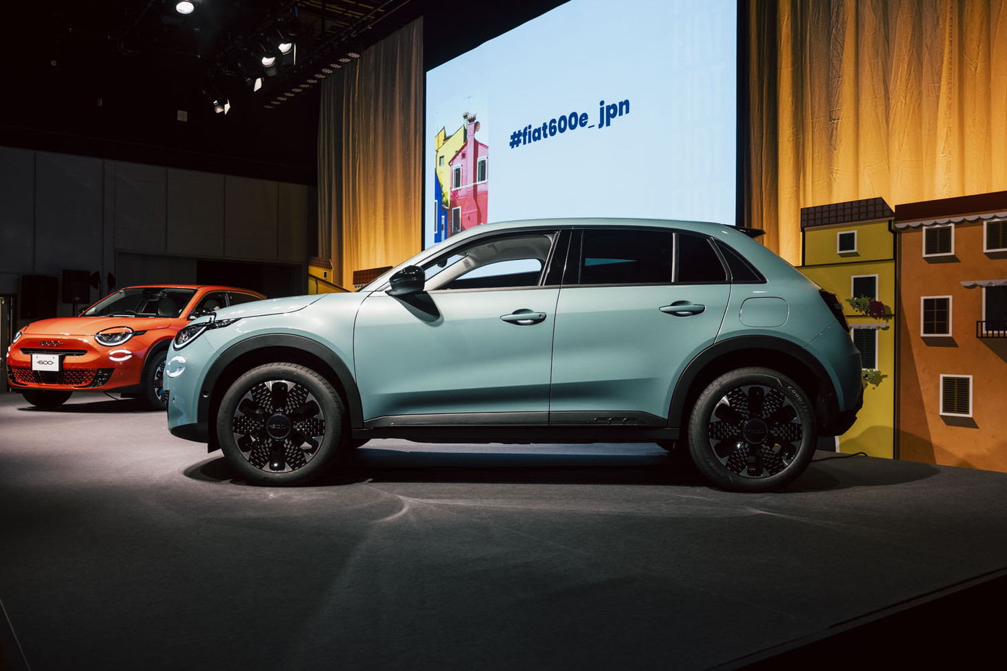 フィアット600e 内装・外装など61枚 【画像・写真】 - webCG