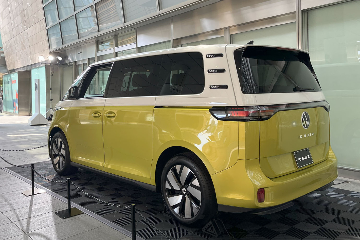 フォルクスワーゲンID. Buzz 内装・外装など90枚 【画像・写真】 - webCG