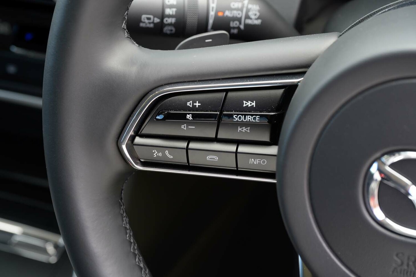 マツダCX-80 XD Sパッケージ／CX-80 XDハイブリッド エクスクルーシブモダン／CX-80 XDハイブリッド プレミアムモダン 内装・外装など75枚 【画像・写真】 - webCG