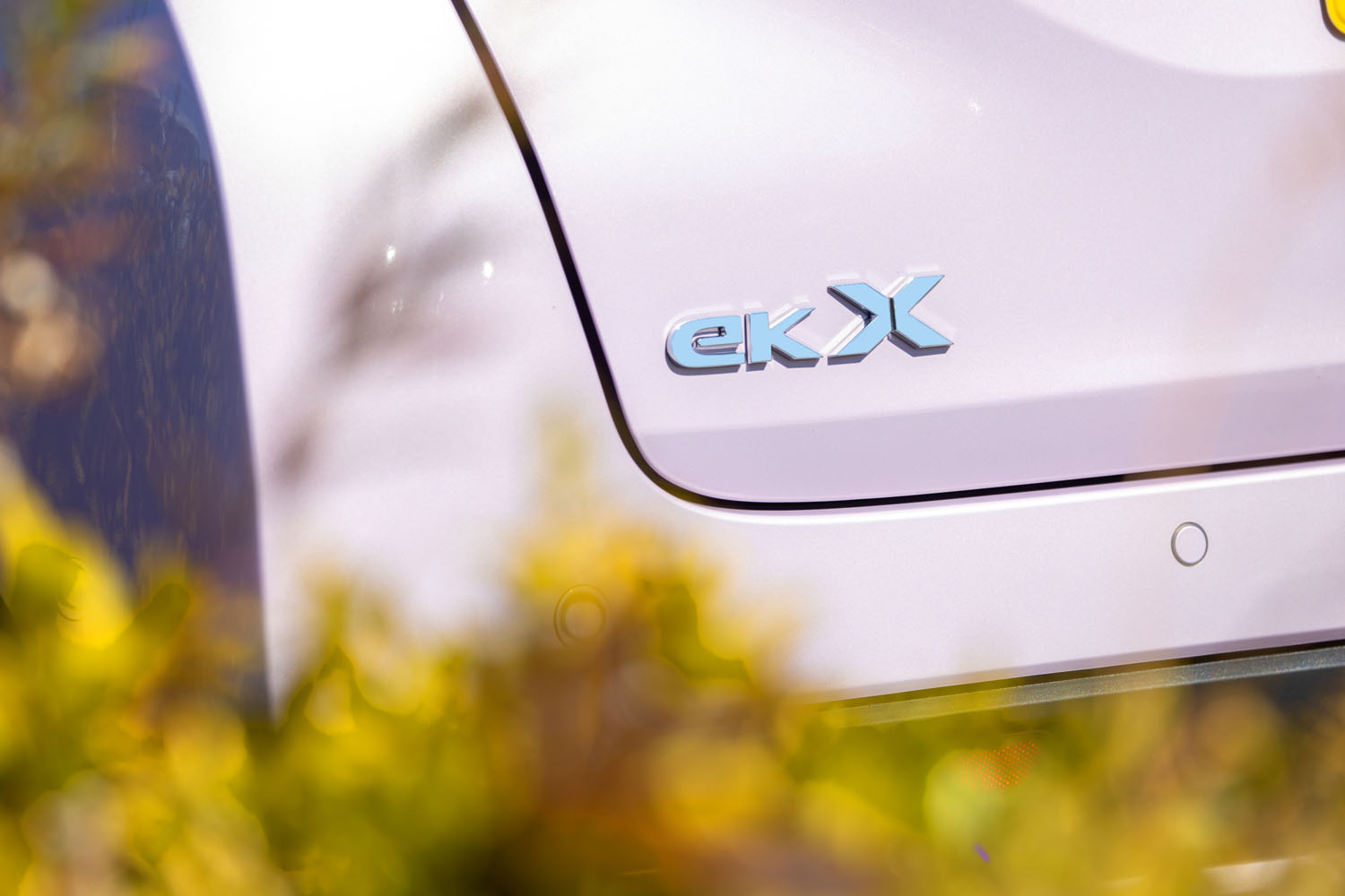 小さなクルマで大満足 三菱eKクロスEVの魅力に迫る 【できる軽でもっといいカーライフ 三菱eKクロスEVで行こう＜AD＞】 - webCG