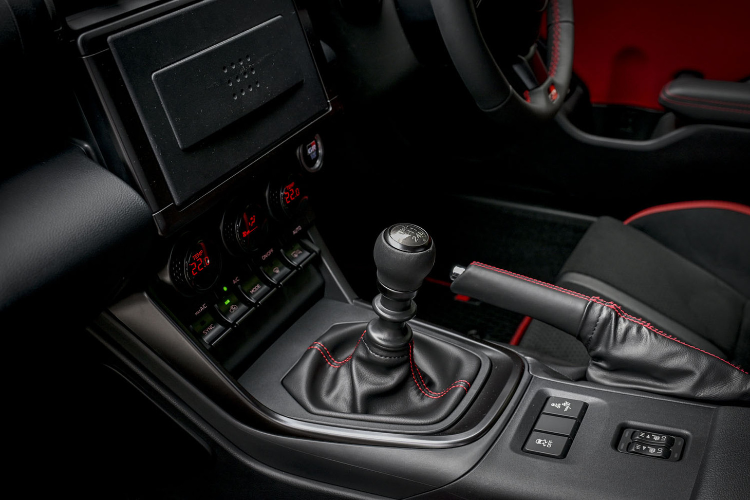 トヨタGR86 RZ“40th Anniversary limited” 内装・外装など59枚 【画像・写真】 - webCG