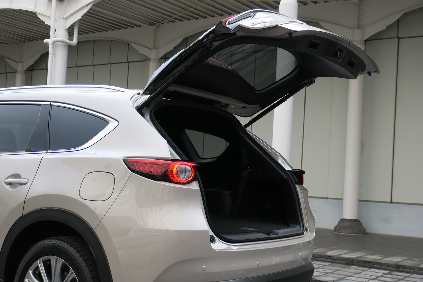 マツダCX-8 XDエクスクルーシブモード 内装・外装など45枚 【画像・写真】 - webCG