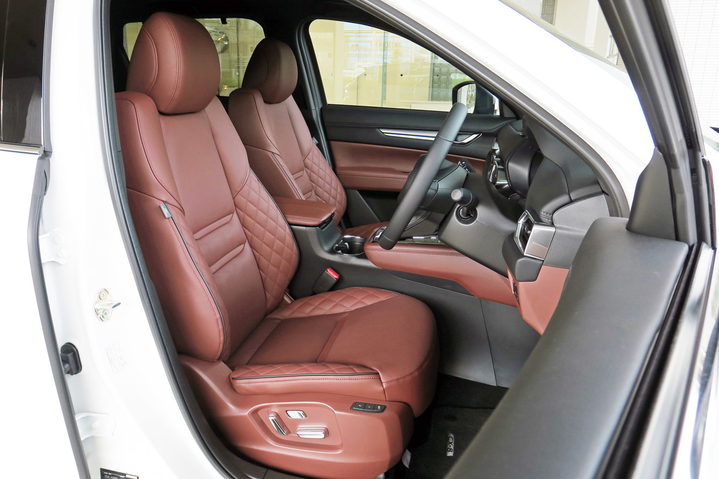 マツダCX-8 XDエクスクルーシブモード 内装・外装など45枚 【画像・写真】 - webCG