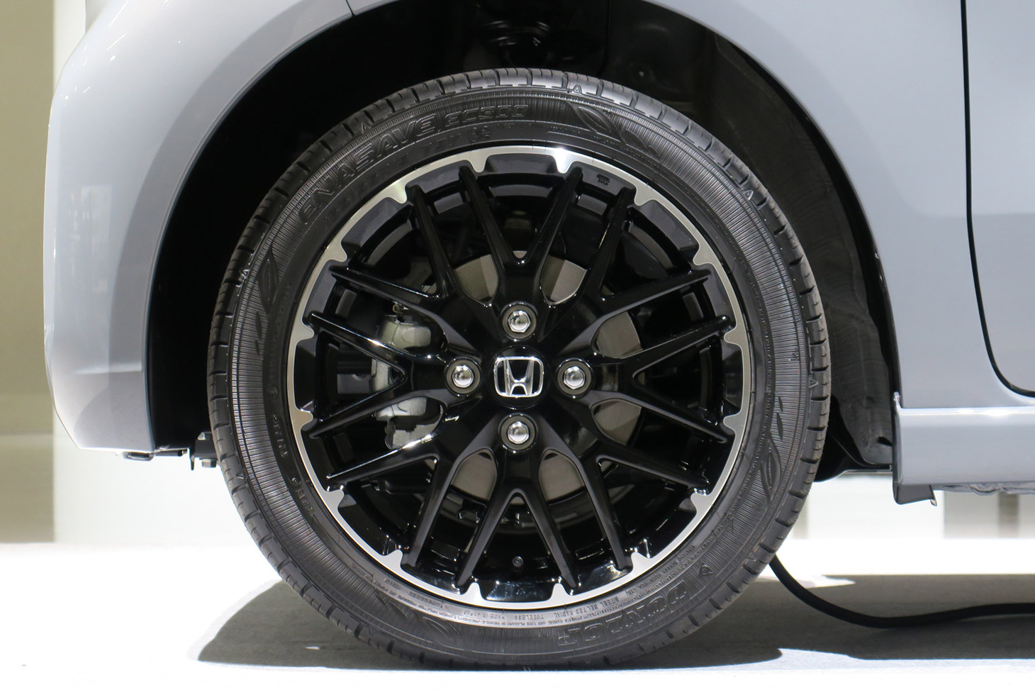 新型ホンダN-BOX／N-BOXカスタム 内装・外装など127枚 【画像・写真】 - webCG