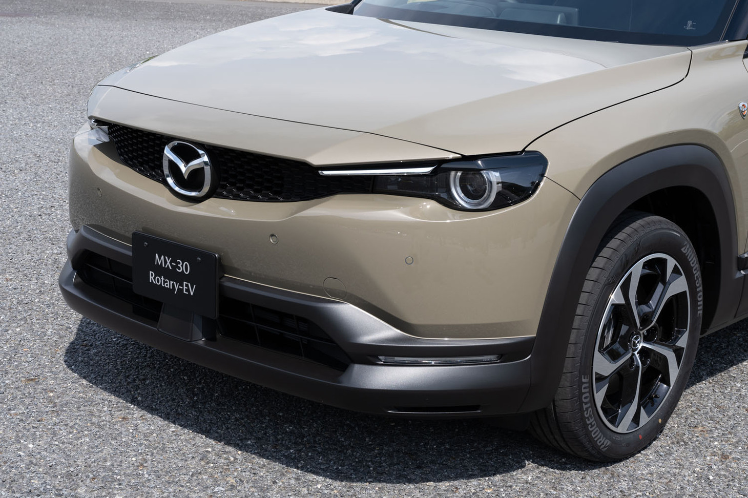 マツダMX-30ロータリーEV／MX-30ロータリーEVエディションR 内装・外装など35枚 【画像・写真】 - webCG