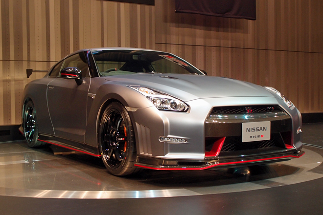 「日産GT-R NISMO」を写真で紹介 内装・外装など30枚 【画像・写真】 - webCG