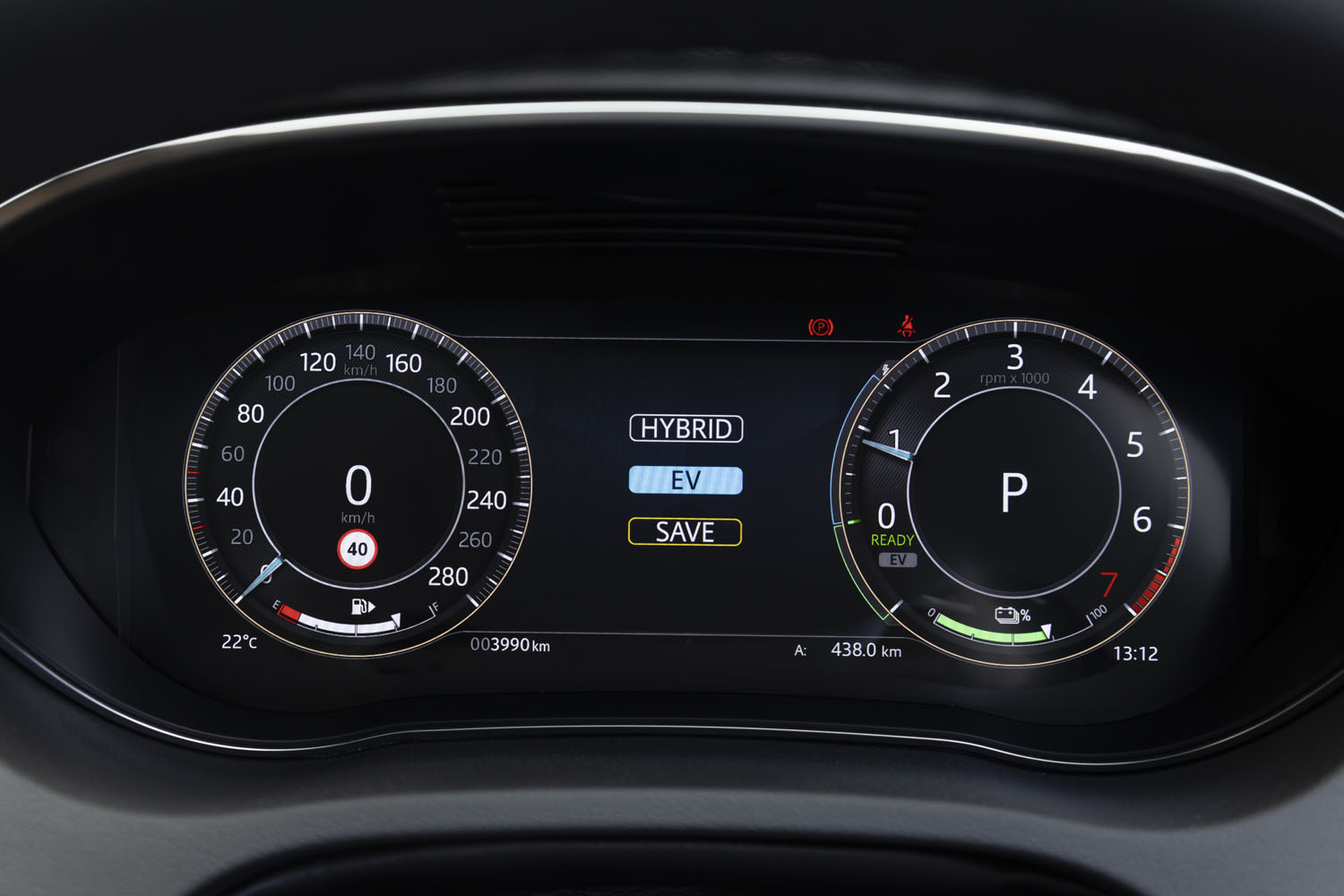 「E-PACE」と「F-PACE」のPHEVがジャガーの新時代を告げる 【JAGUAR ～スポーツPHEVという選択肢～＜AD＞】 - webCG