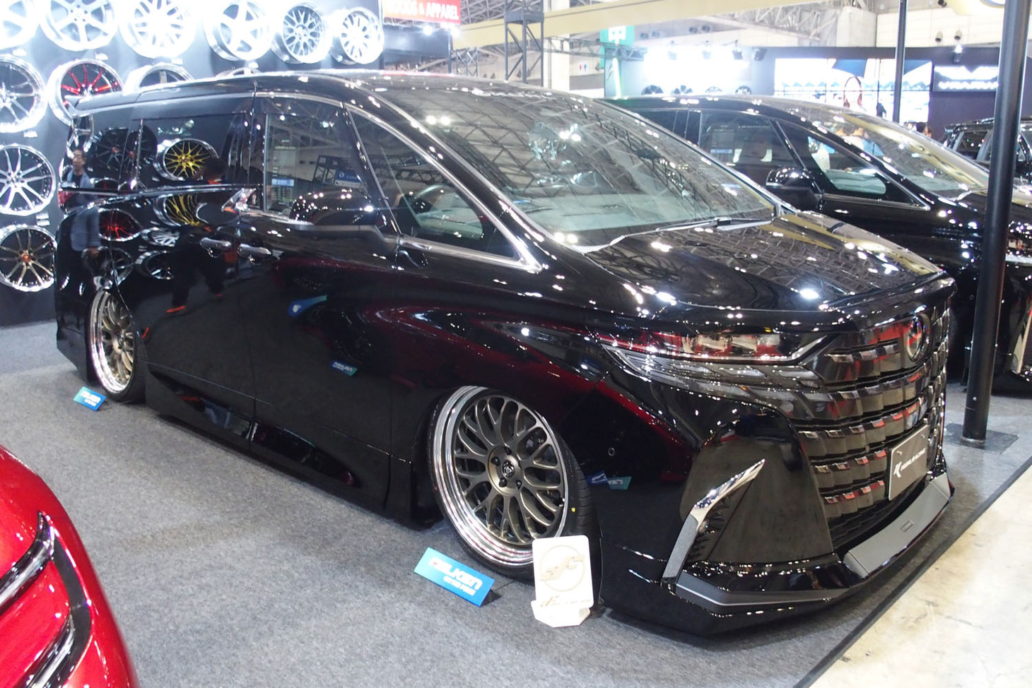 東京オートサロン2025（KUHL JAPAN） 内装・外装など97枚 【画像・写真】 - webCG