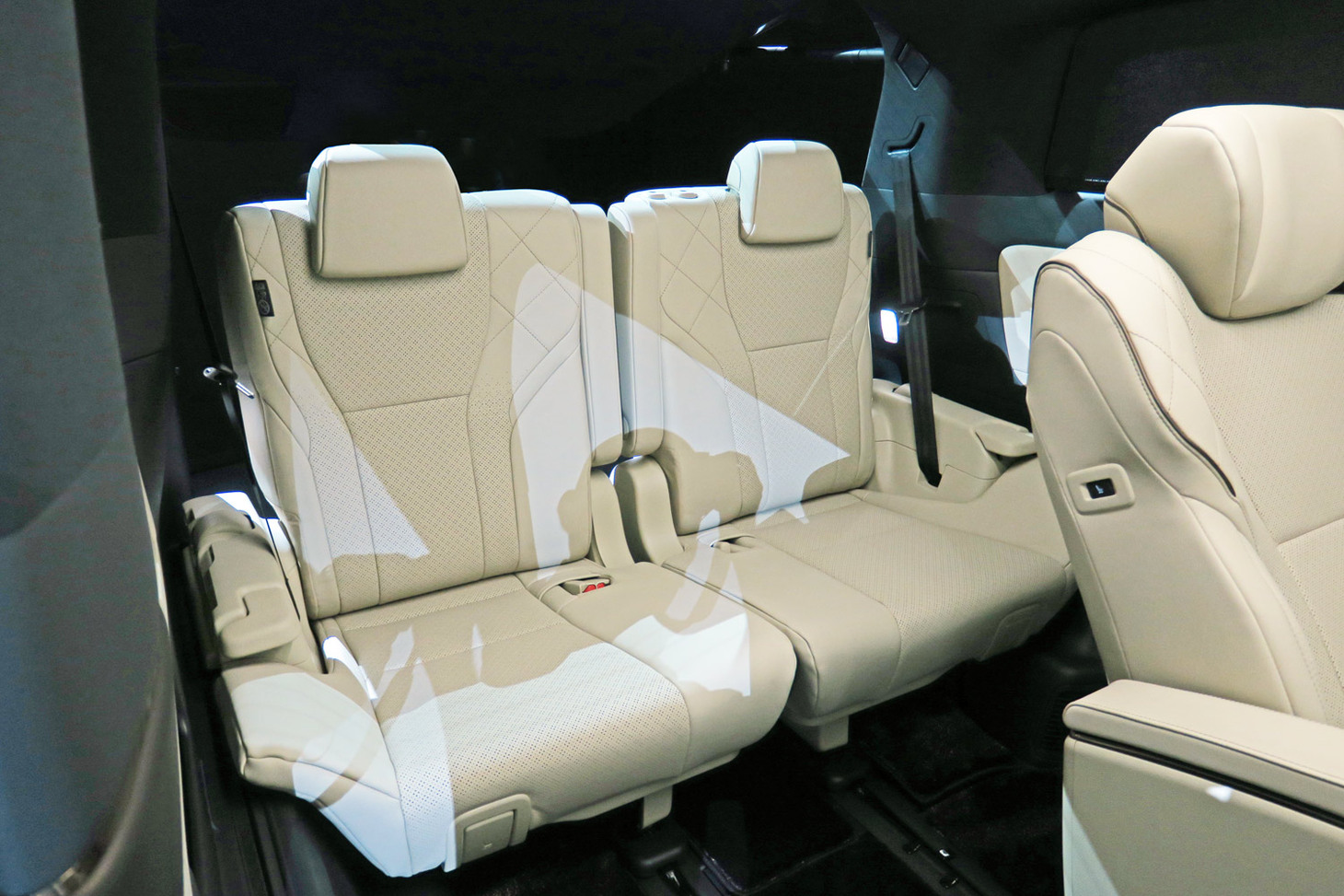 トヨタ・アルファード エグゼクティブラウンジ／ヴェルファイアZプレミア 内装・外装など77枚 【画像・写真】 - webCG