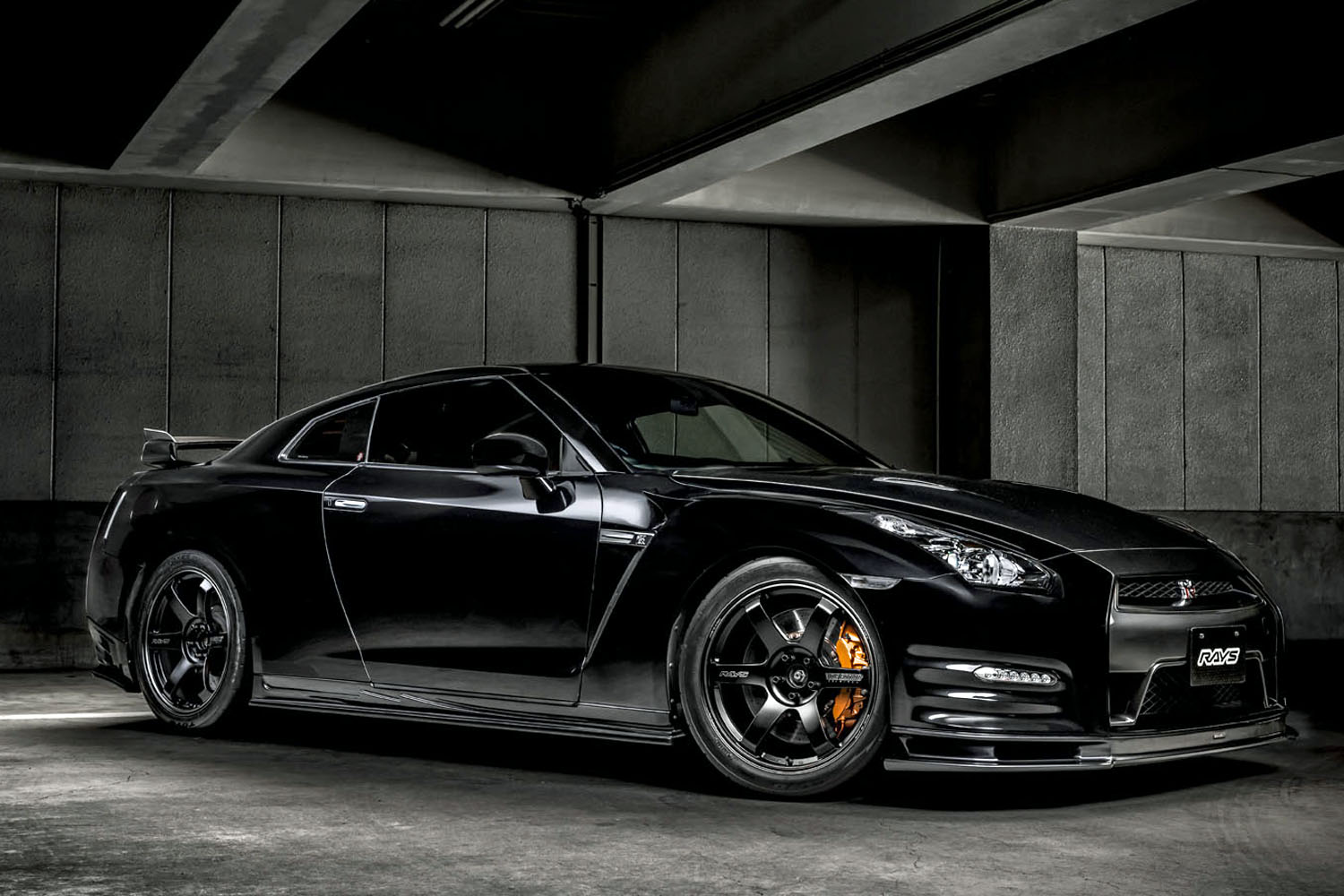 進化し続ける名品「TE37」を知る 【最高峰技術の結晶 レイズが鍛えた高性能ホイールの世界＜AD＞】 - webCG