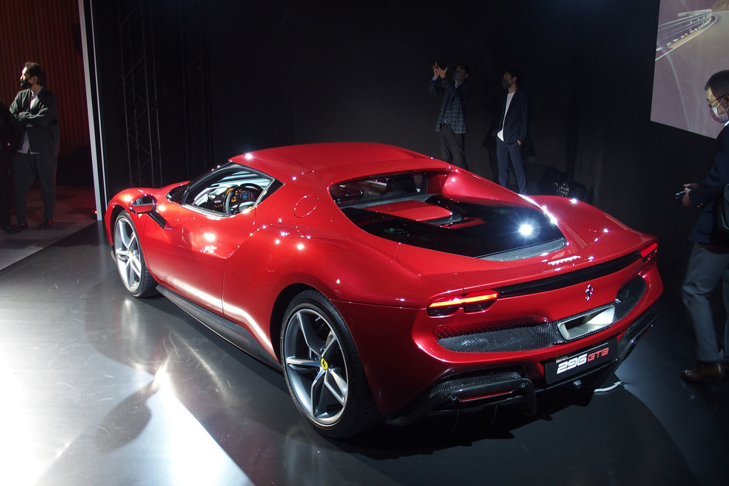 フェラーリ296GTB 内装・外装など51枚 【画像・写真】 - webCG