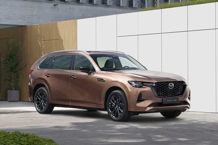 ついに世界初公開！ 「マツダCX-80」の日本仕様はどうなる？ の画像9枚 - webCG