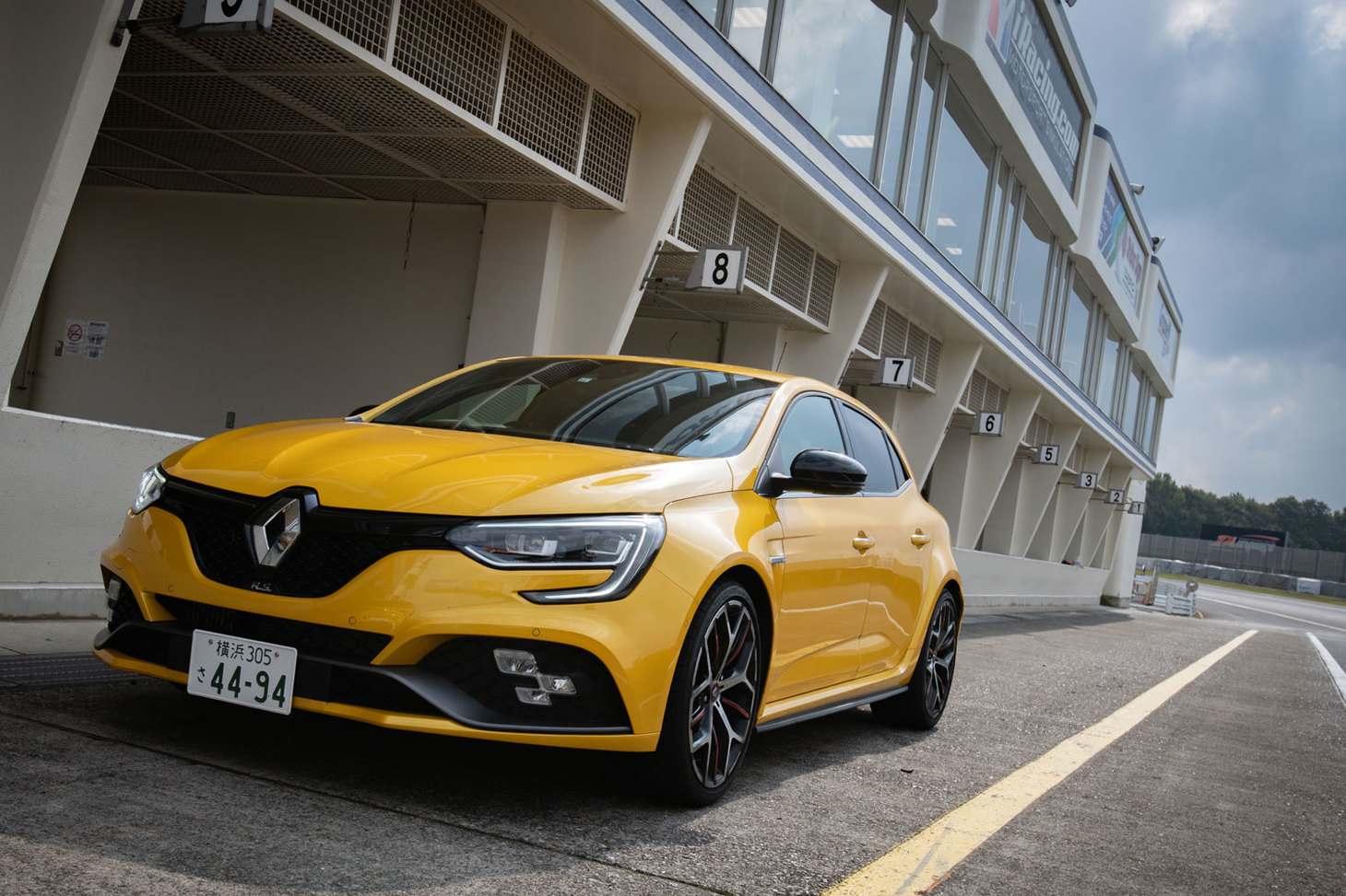 ルノー・メガーヌ ルノースポール トロフィーEDC（FF/6AT）【試乗記】 探求心をそそられる - webCG