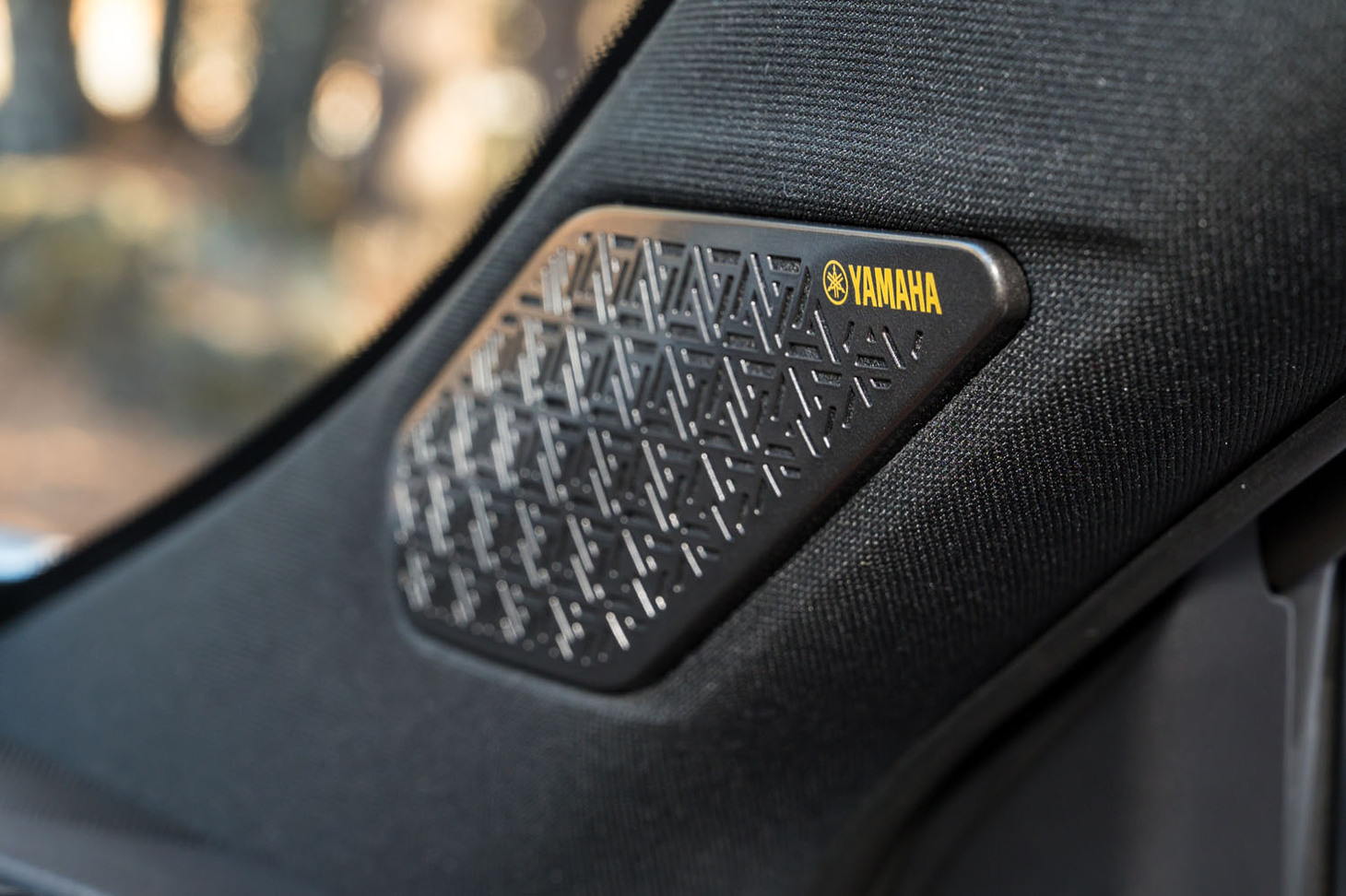 三菱アウトランダーPエグゼクティブパッケージ（4WD）【試乗記】 の画像19枚 - webCG