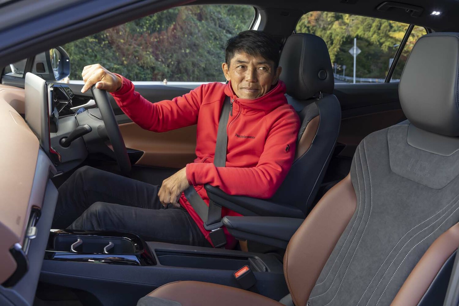 フォルクスワーゲンID.4（前編） の画像11枚 - webCG