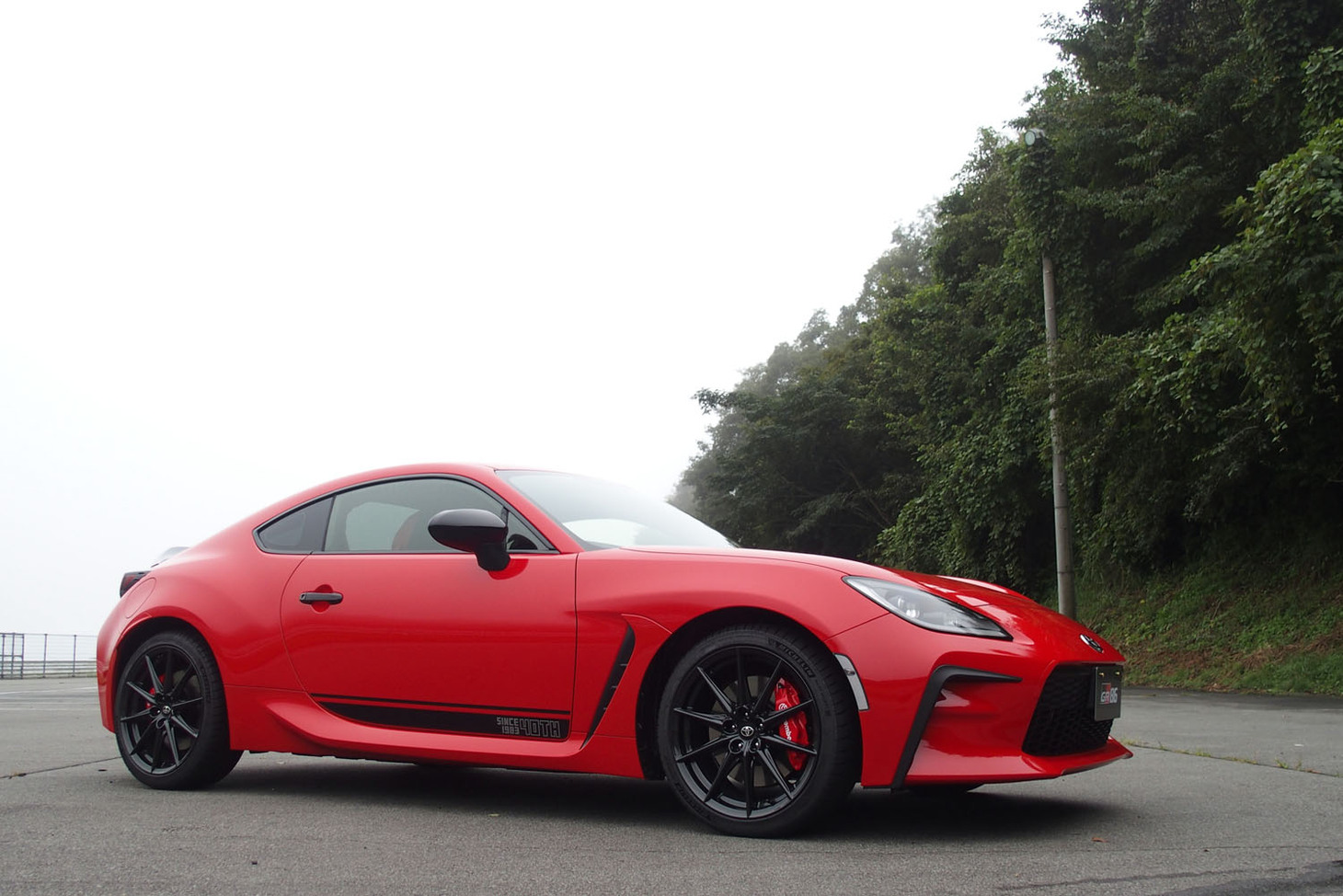 トヨタGR86 RZ“40th Anniversary limited” 内装・外装など59枚 【画像・写真】 - webCG