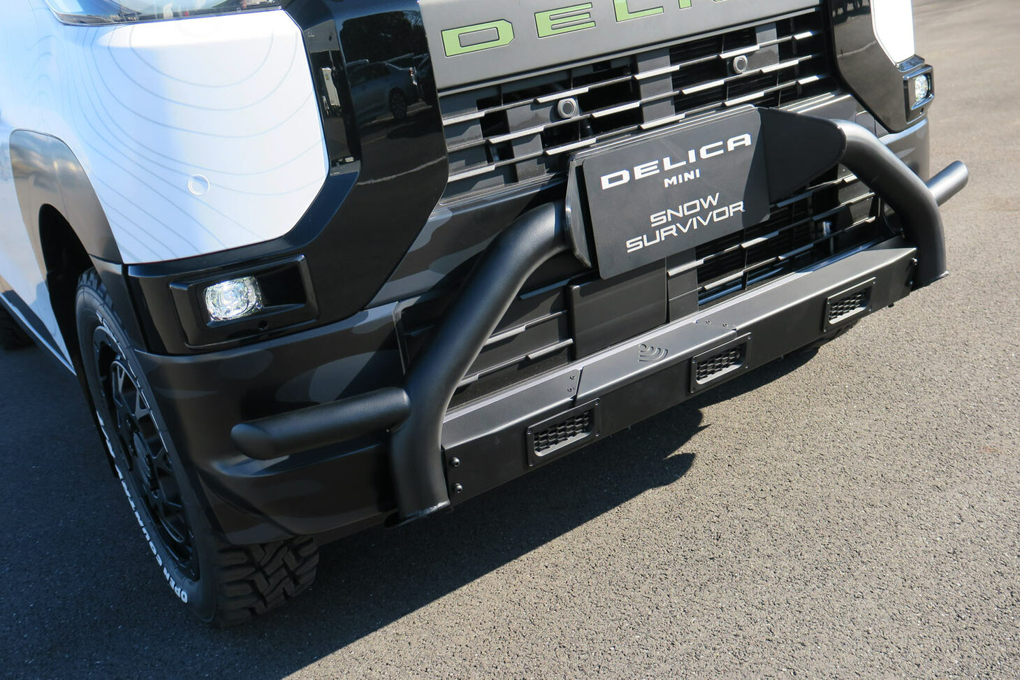 三菱デリカミニ／デリカD：5 SNOW SURVIVOR 内装・外装など42枚 【画像・写真】 - webCG