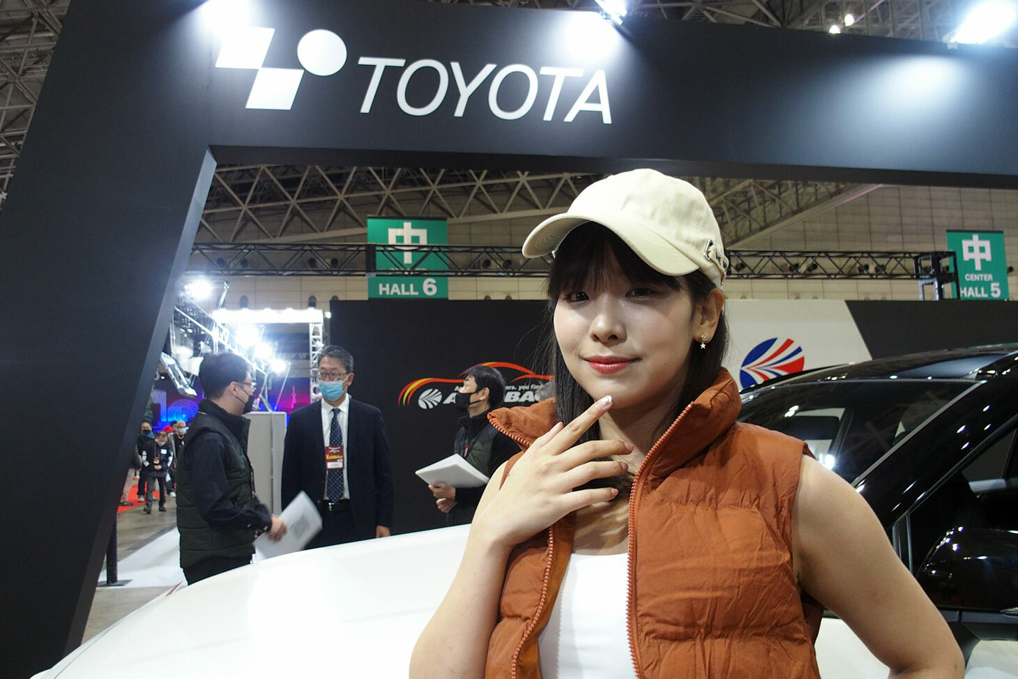 【東京オートサロン2023】 コンパニオン名鑑（その7） ビジュアル25枚 【画像・写真】 - webCG