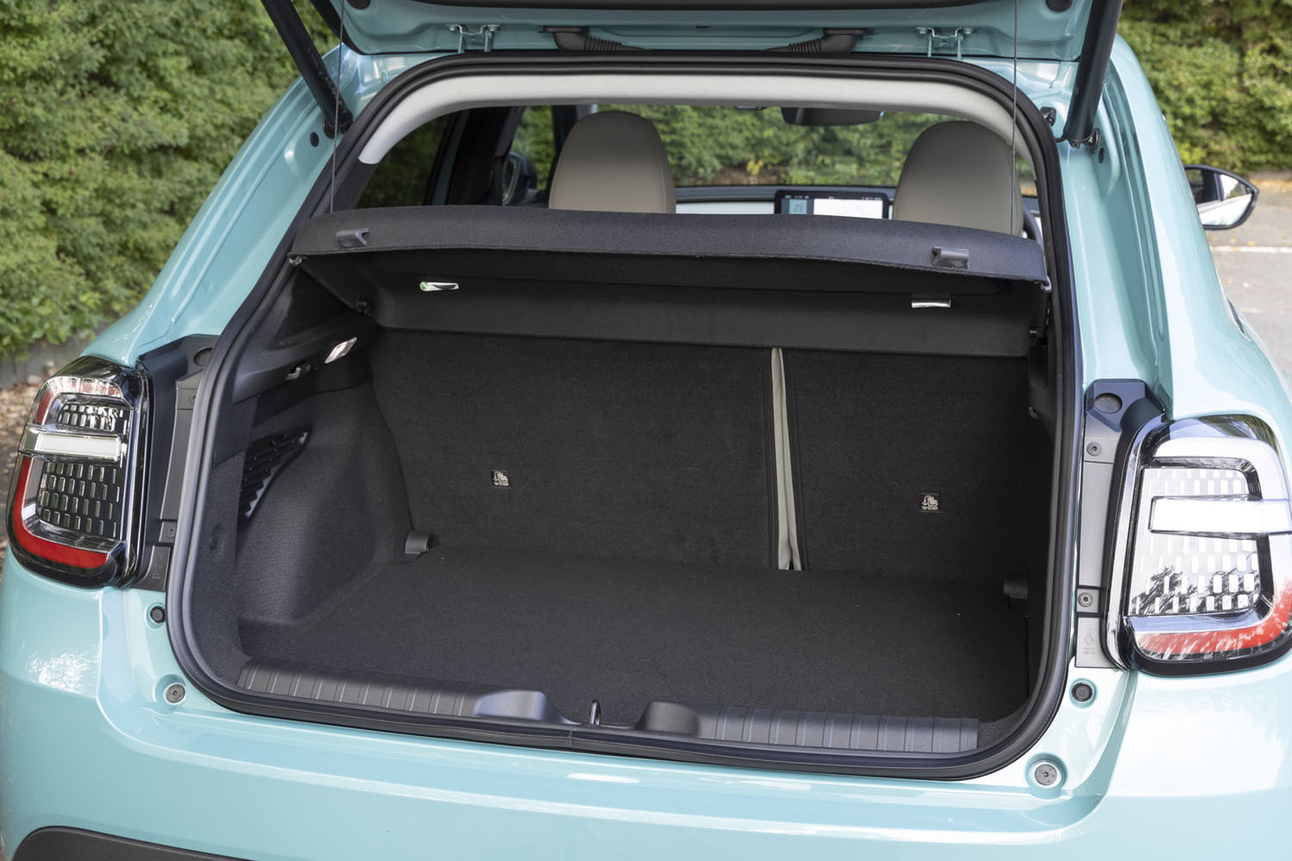 フィアット600eラプリマ（FWD）【試乗記】 の画像24枚 - webCG