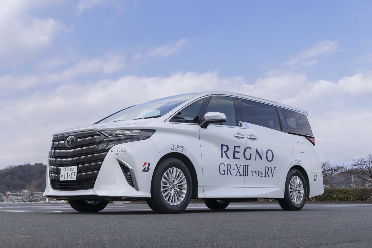 BRIDGESTONE REGNO GR-XIII／GR-XIII TYPE RVを知る・試す 【ブリヂストン・レグノが具現する“グレートバランス”の新世界＜AD＞】 - webCG