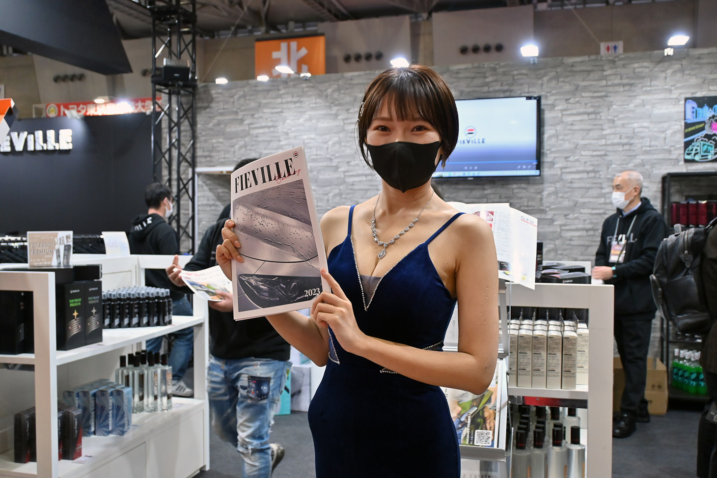 【東京オートサロン2023】 コンパニオン名鑑（その24） ビジュアル21枚 【画像・写真】 - webCG