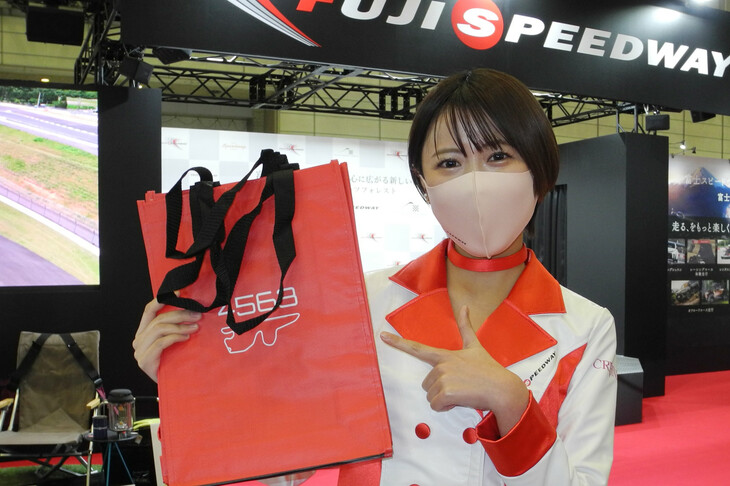 【東京オートサロン2023】 コンパニオン名鑑（その7） ビジュアル25枚 【画像・写真】 - webCG