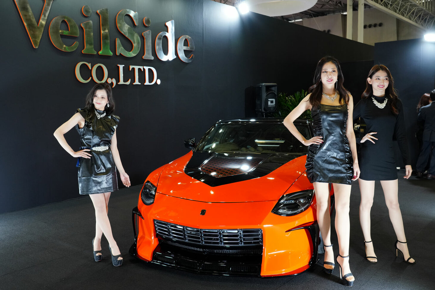 【東京オートサロン2023】 コンパニオン名鑑（その23） ビジュアル20枚 【画像・写真】 - webCG