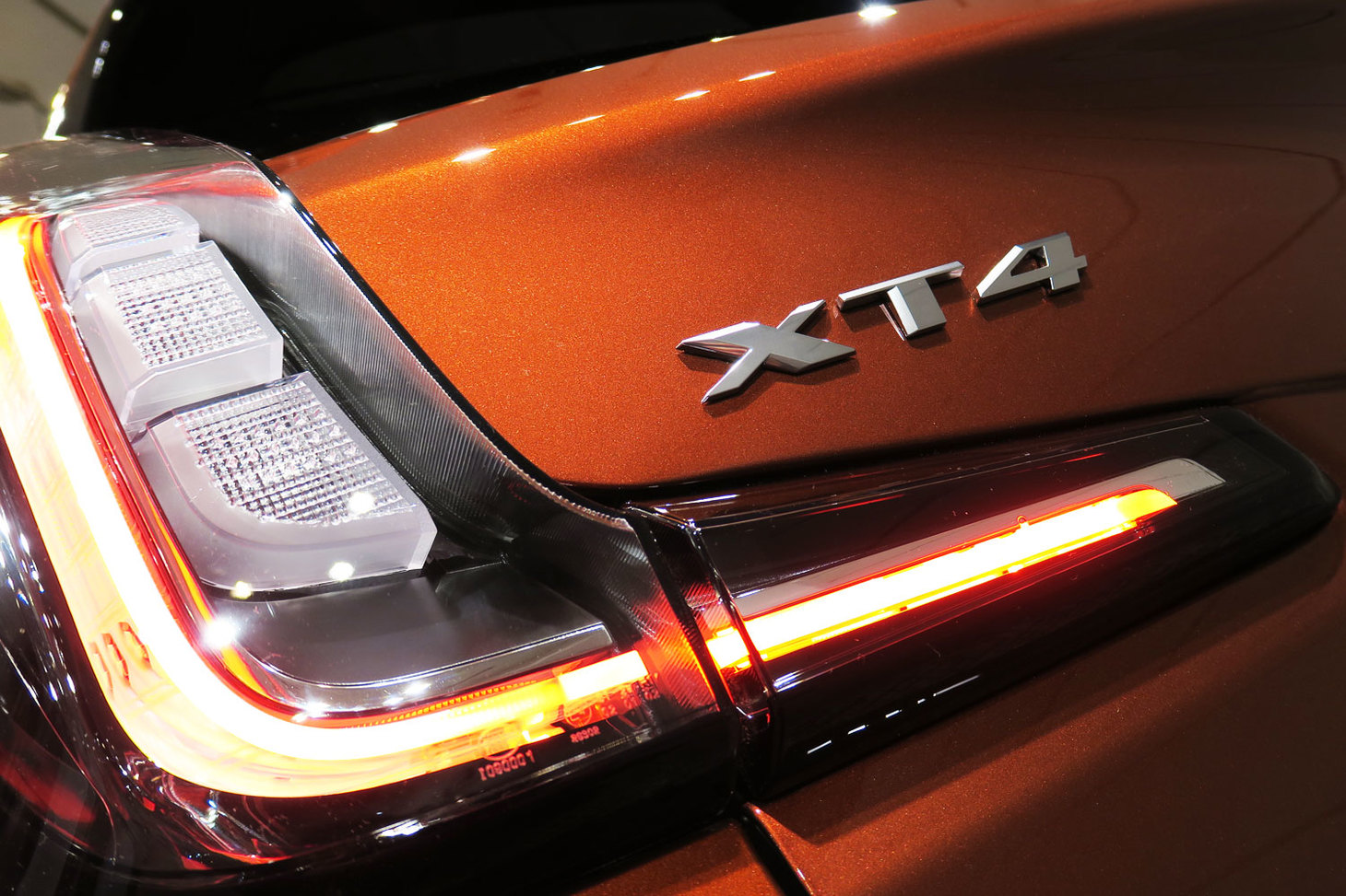 キャデラックXT4スポーツ 内装・外装など33枚 【画像・写真】 - webCG