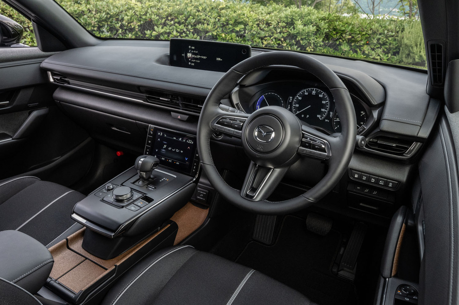 マツダMX-30ロータリーEV／MX-30ロータリーEVエディションR 内装・外装など35枚 【画像・写真】 - webCG