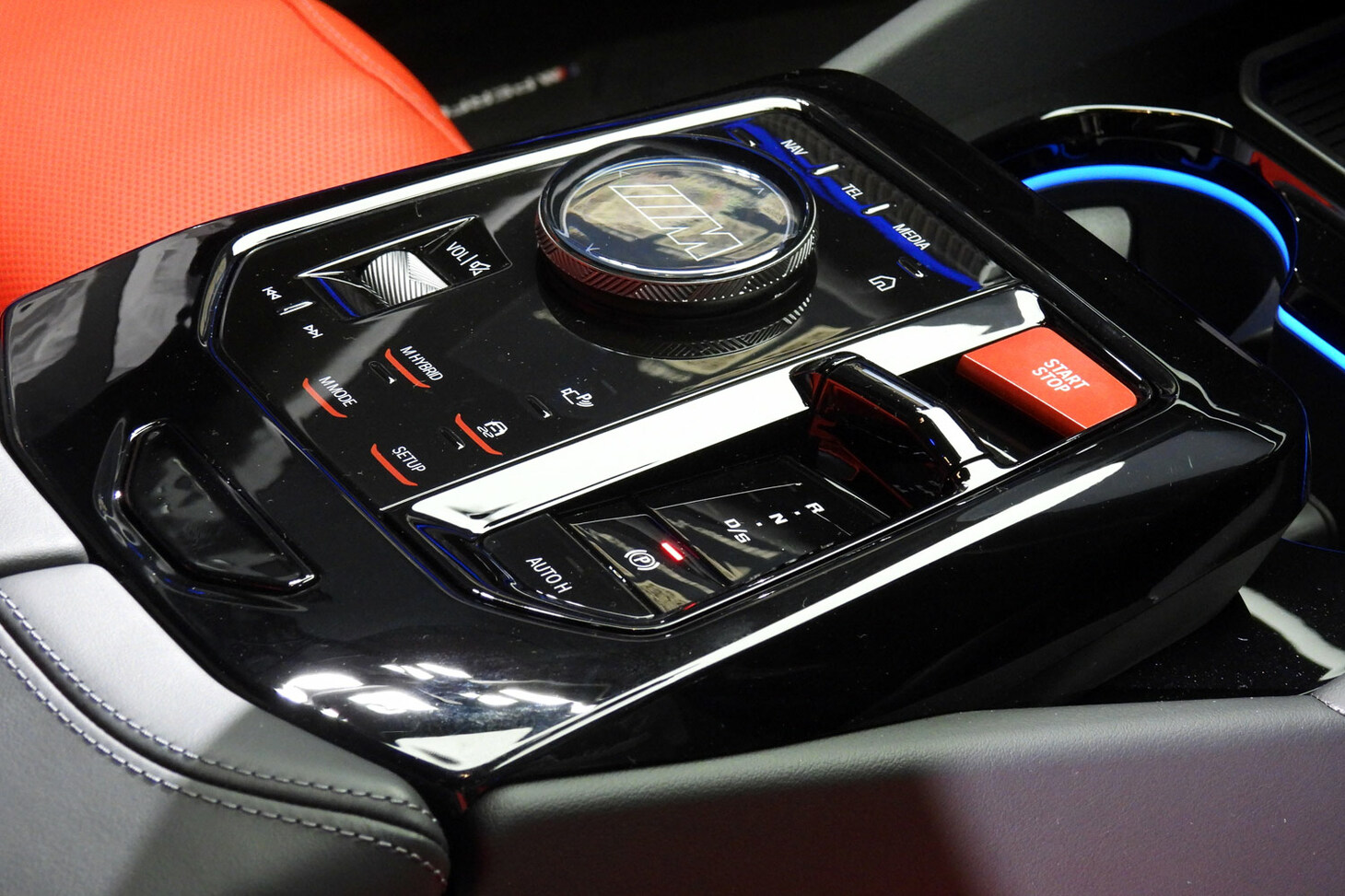 東京オートサロン2025（BMW） 内装・外装など62枚 【画像・写真】 - webCG