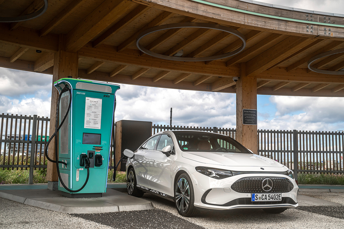 メルセデス・ベンツCLA【海外試乗記】 の画像21枚 - webCG