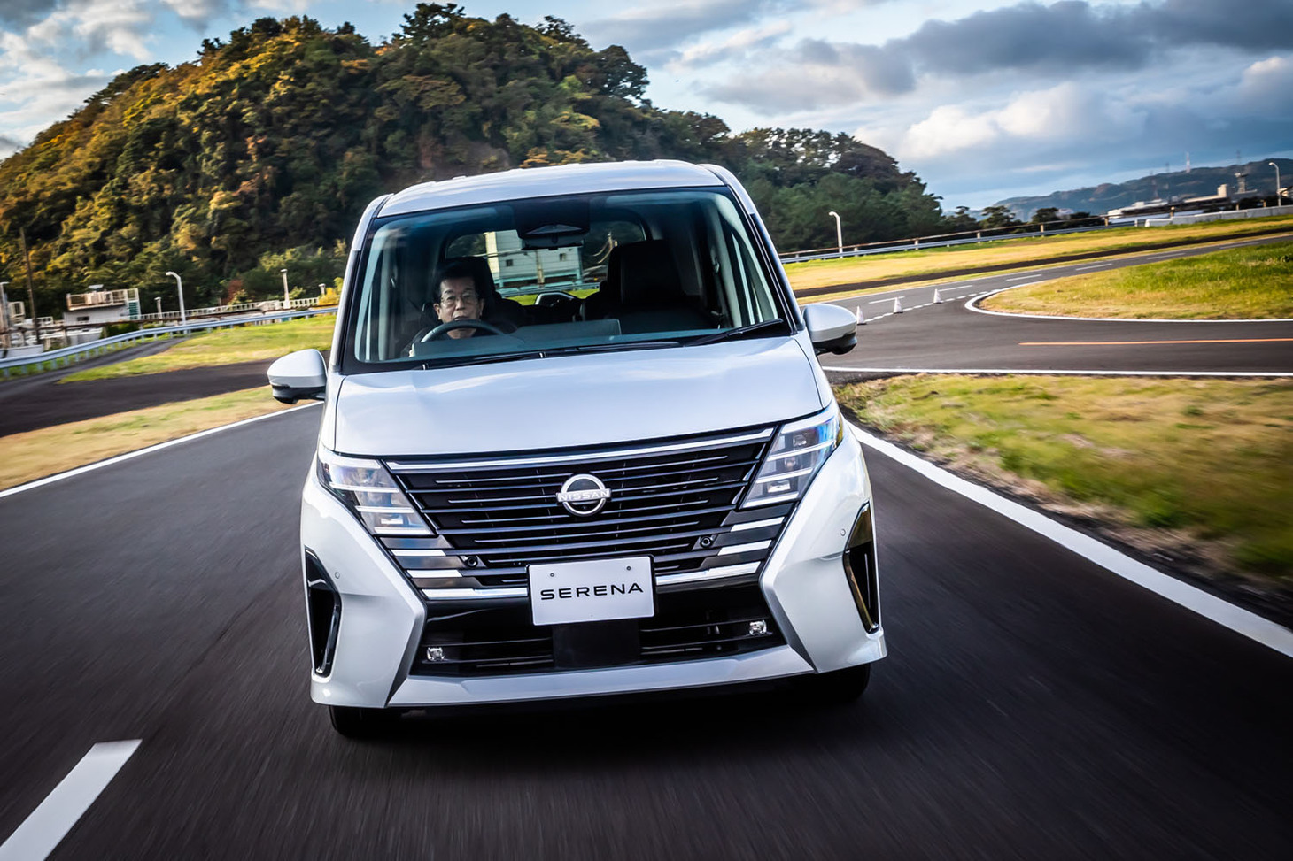 日産セレナ 内装・外装など83枚 【画像・写真】 - webCG