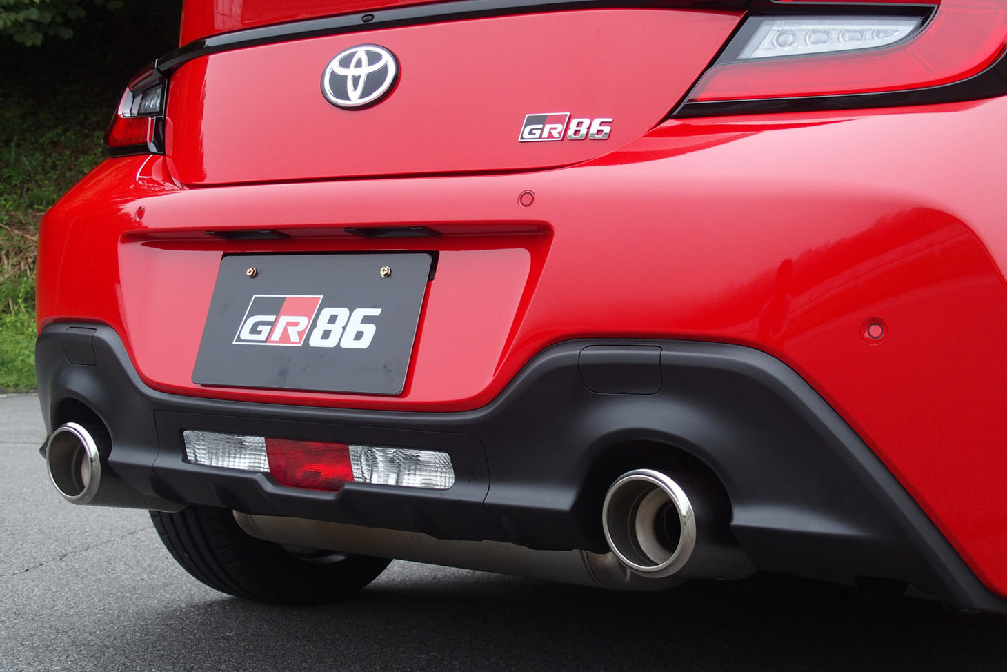 トヨタGR86 RZ“40th Anniversary limited” 内装・外装など59枚 【画像・写真】 - webCG