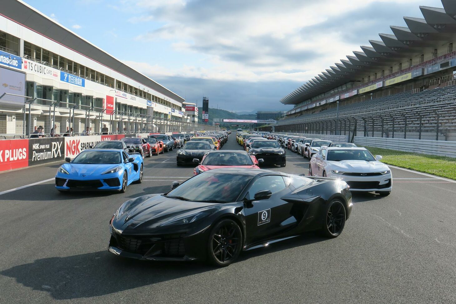 シボレー・コルベットZ06 内装・外装など45枚 【画像・写真】 - webCG