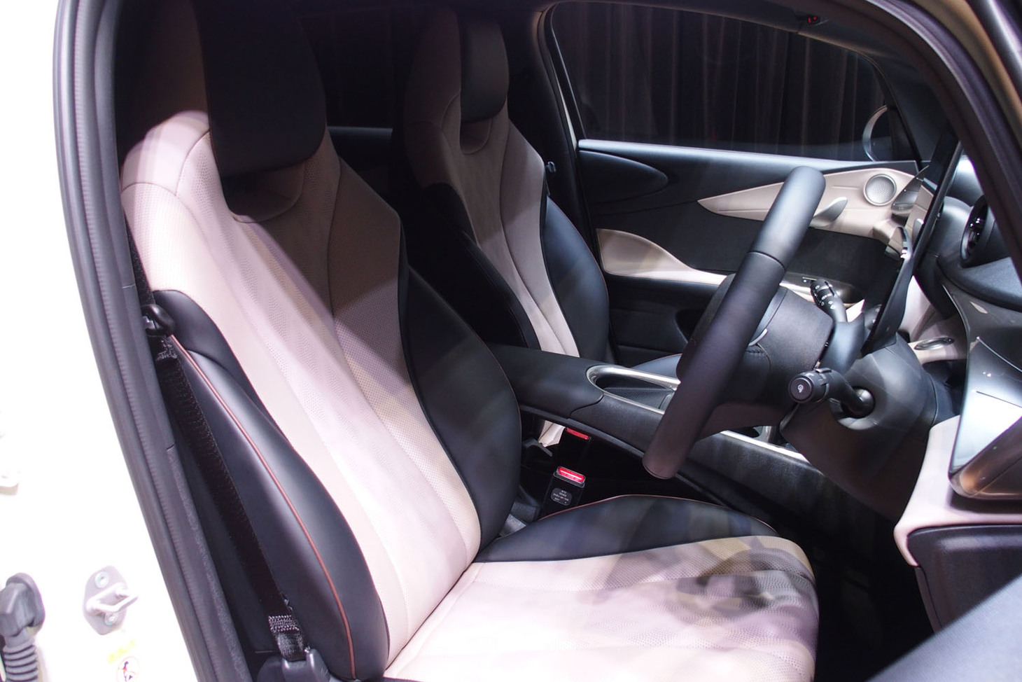 BYDドルフィン 内装・外装など70枚 【画像・写真】 - webCG