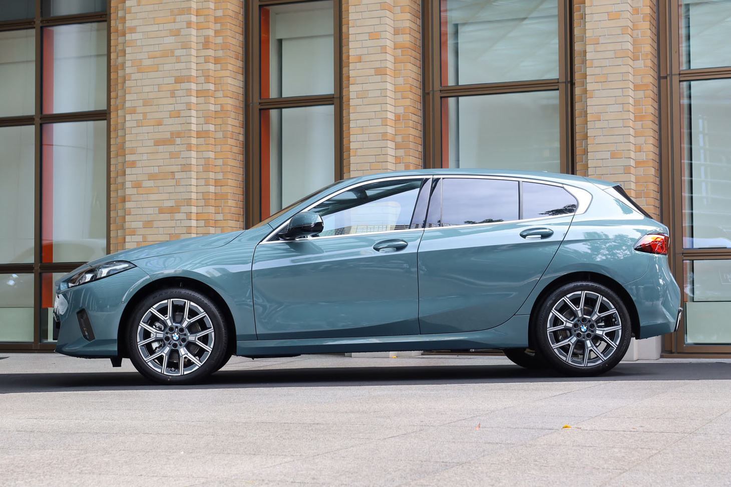 BMW 120／M135 xDrive 内装・外装など58枚 【画像・写真】 - webCG