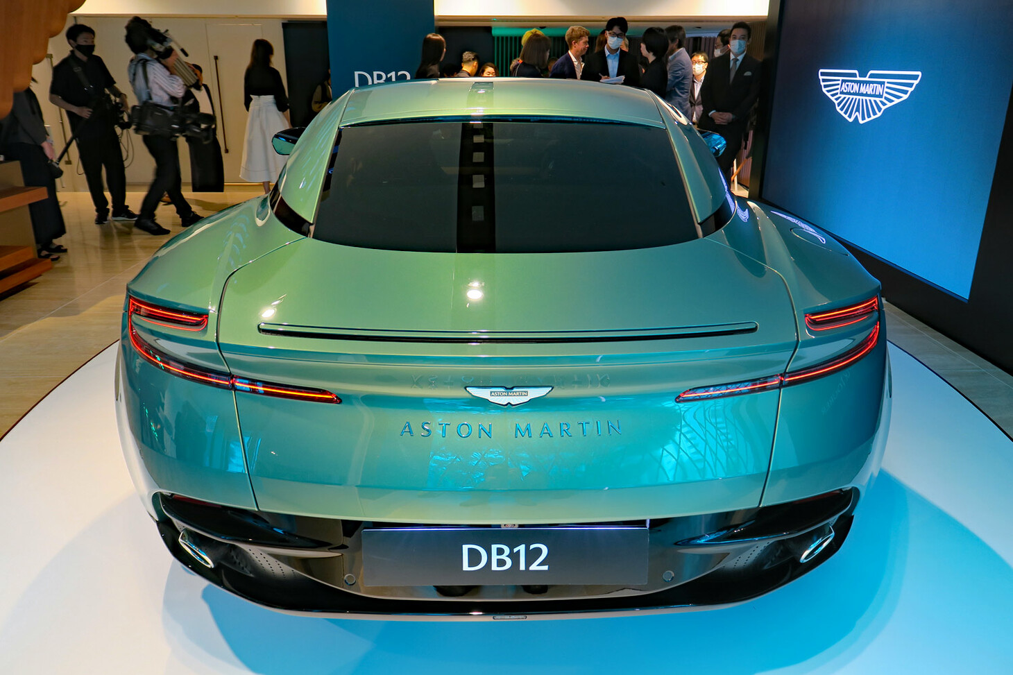 アストンマーティンDB12 内装・外装など65枚 【画像・写真】 - webCG