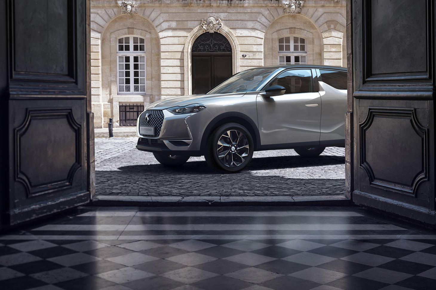 100％電気自動車「DS 3クロスバックE-TENSE」が日本上陸 【ニュース】 の画像8枚 - webCG