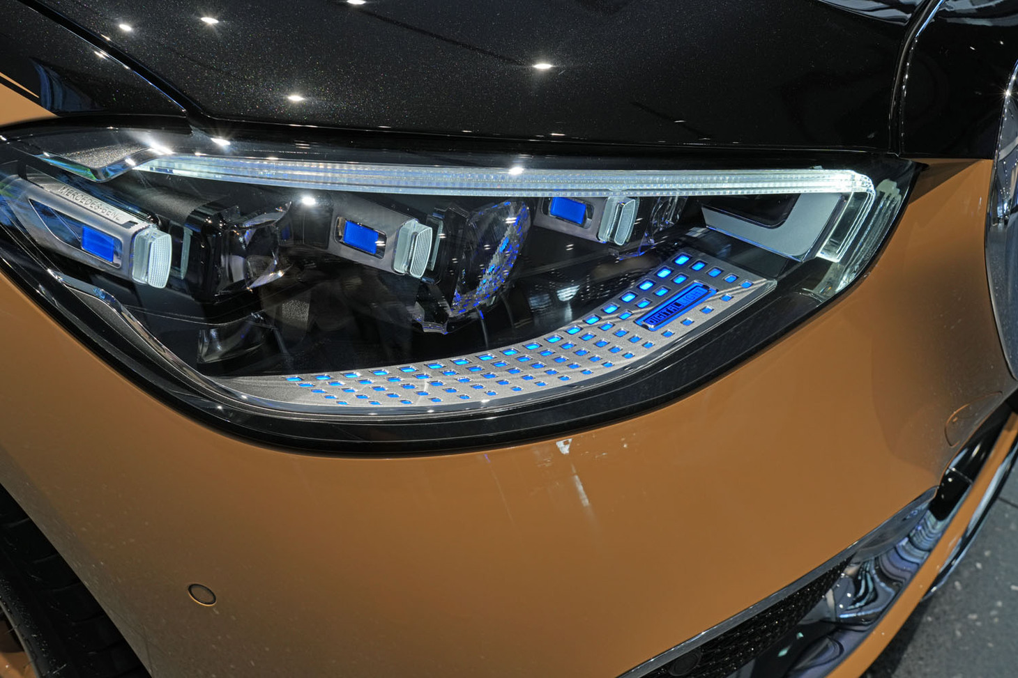 お値段5600万円！ 「Limited Edition Maybach by Virgil Abloh」を写真で見る 内装・外装など24枚 ...