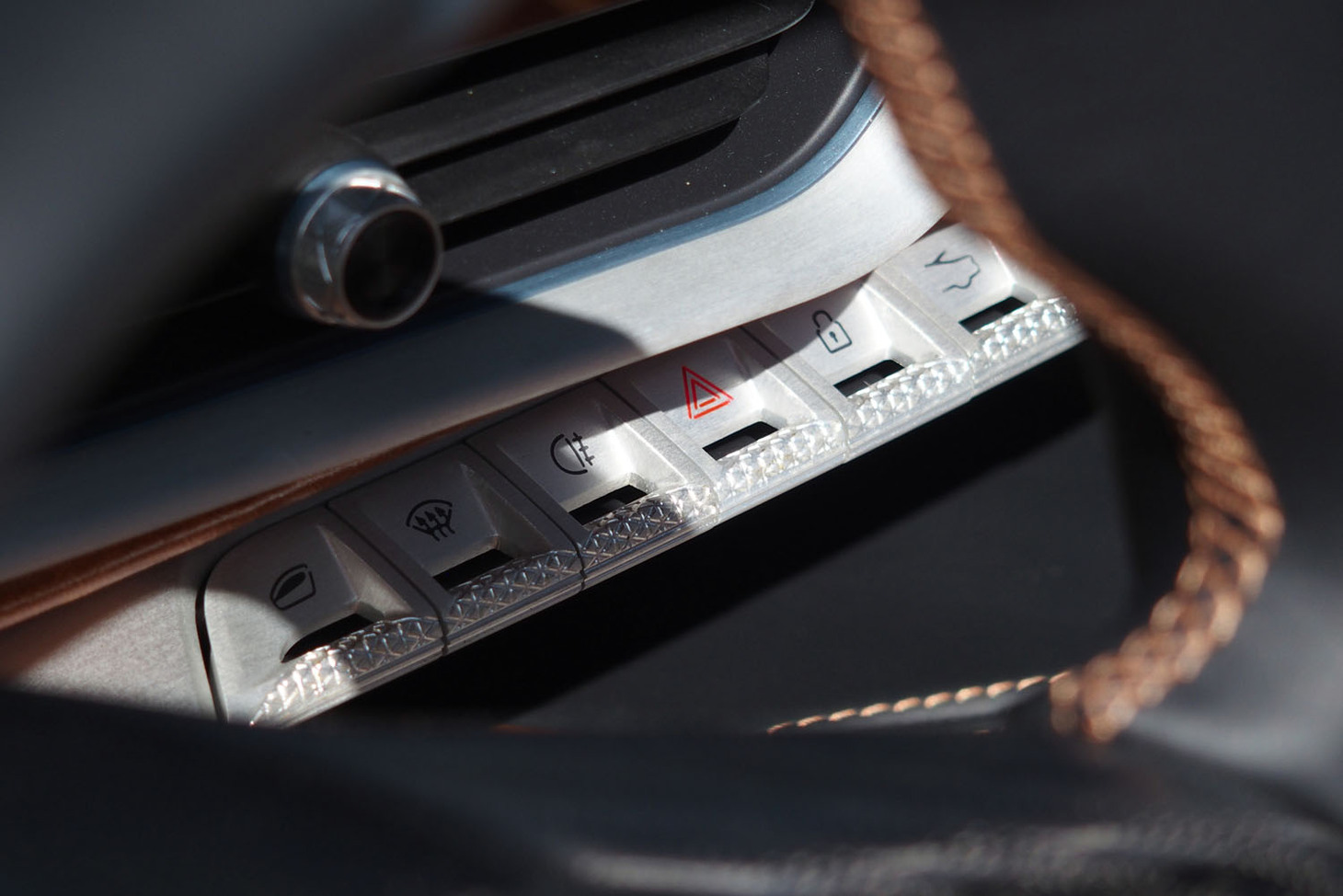 ピニンファリーナ・バティスタ チンクアンタチンクエ／B95 内装・外装など85枚 【画像・写真】 - webCG