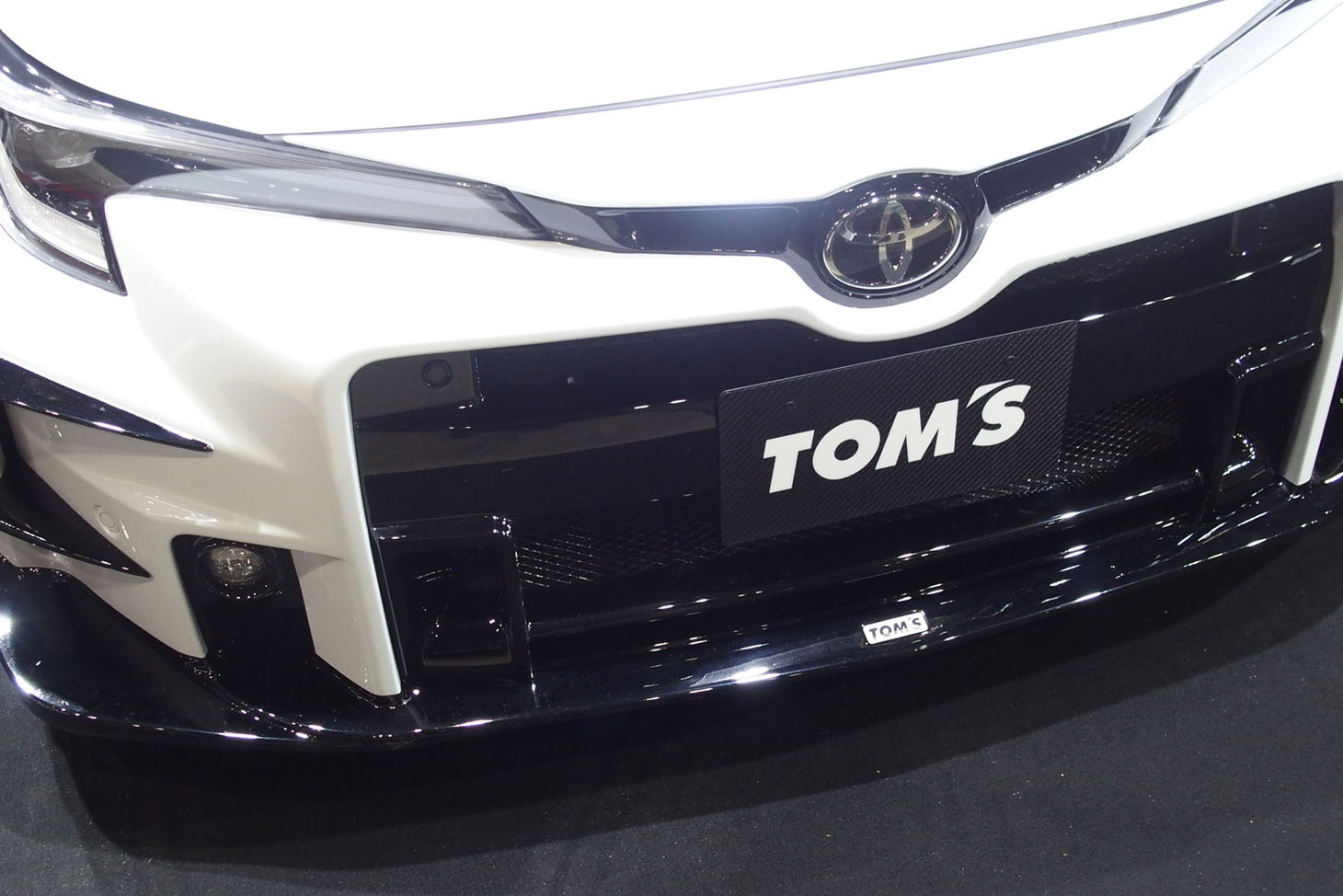 東京オートサロン2024（TOM’S） 内装・外装など50枚 【画像・写真】 - webCG