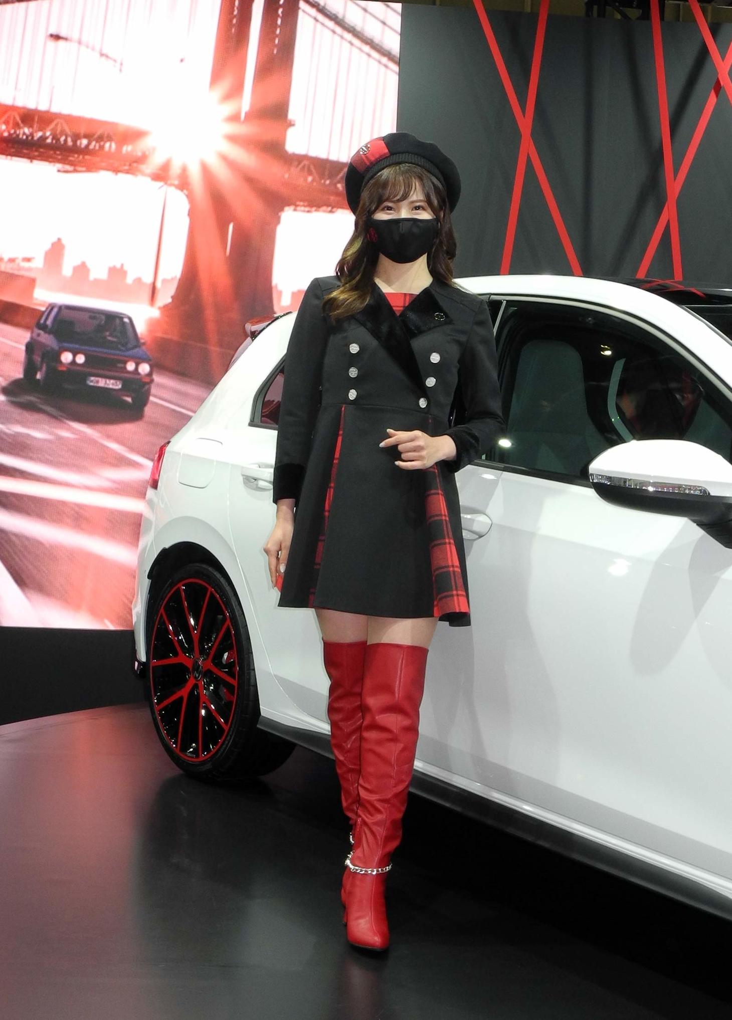 東京オートサロン2022コンパニオン名鑑（その4） ビジュアル18枚 【画像・写真】 - webCG