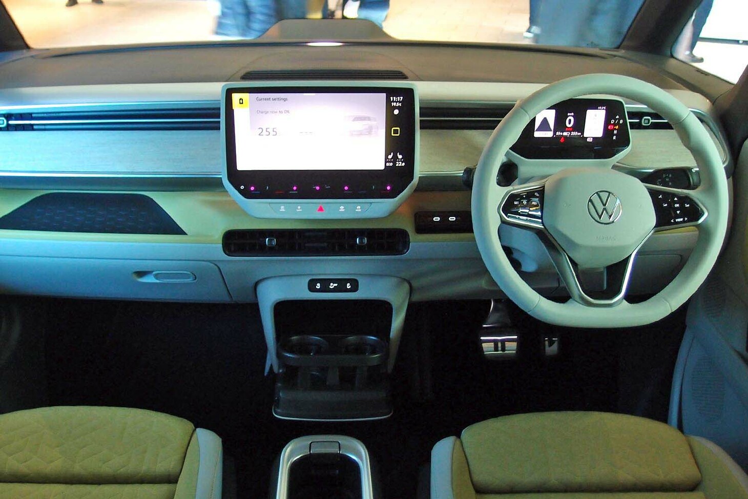 フォルクスワーゲンID.Buzz 内装・外装など26枚 【画像・写真】 - webCG