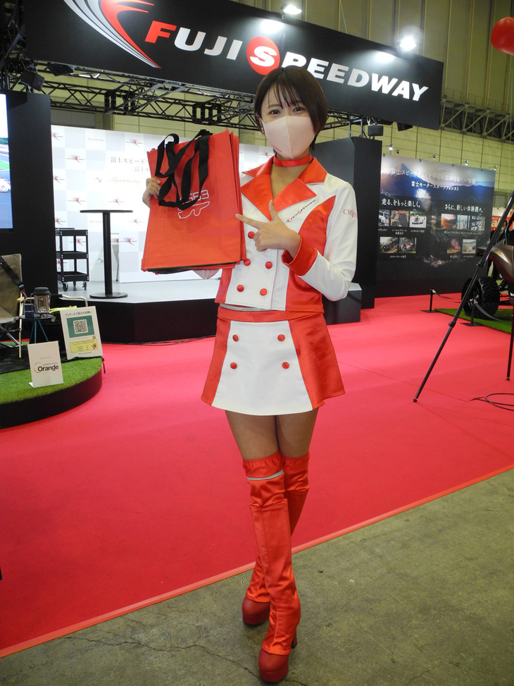 【東京オートサロン2023】 コンパニオン名鑑（その7） ビジュアル25枚 【画像・写真】 - webCG