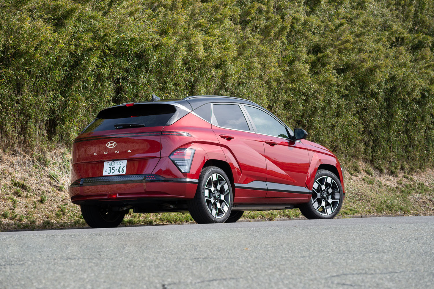 ヒョンデ・コナ ラウンジ ツートン（FWD）【試乗記】 の画像21枚 - webCG