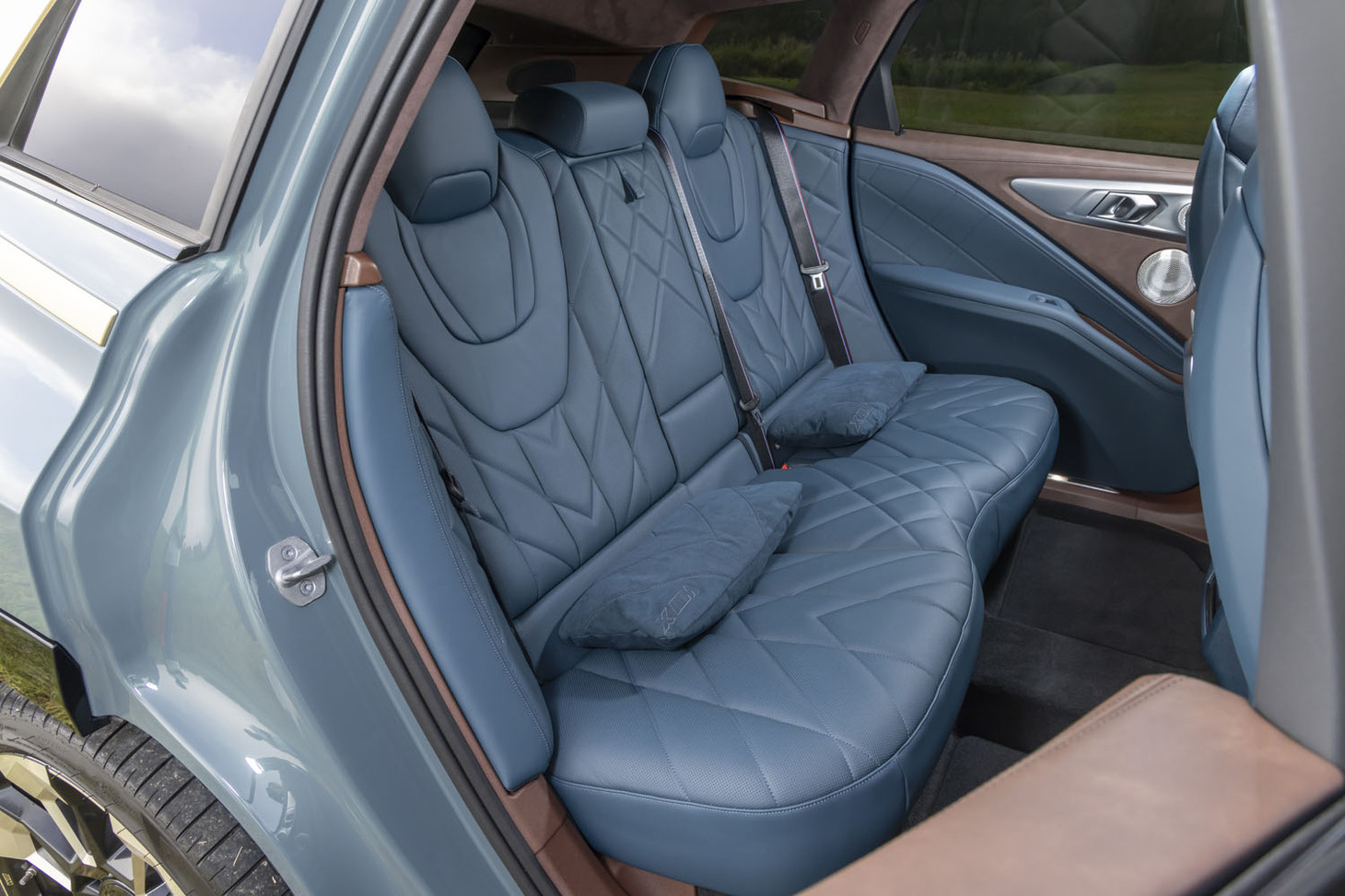 BMW XM（4WD/8AT）【試乗記】 の画像22枚 - webCG