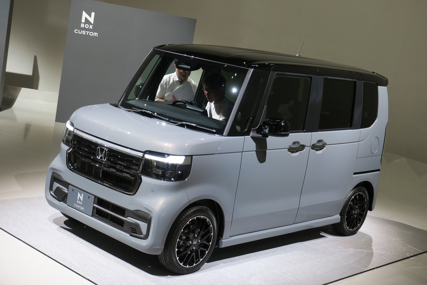 新型ホンダN-BOX／N-BOXカスタム 内装・外装など127枚 【画像・写真】 - webCG