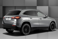 「メルセデス・ベンツGLA」に100台の限定モデル「ナイトエディション」が登場 【ニュース】 - webCG