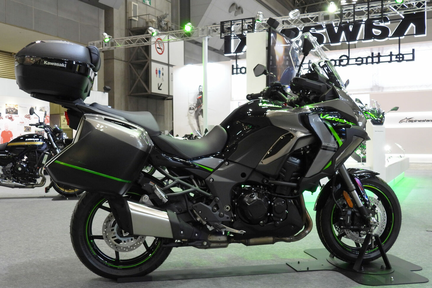東京モーターサイクルショー2025（カワサキ） 内装・外装など88枚 【画像・写真】 - webCG